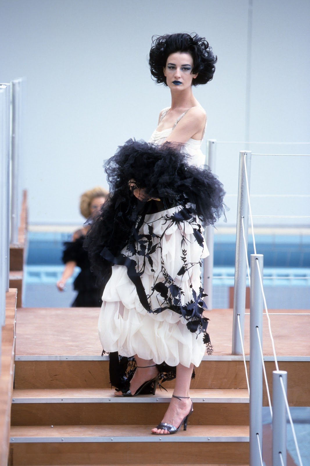 Chanel Fall 2000 Couture | Cool Chic Style Fashion