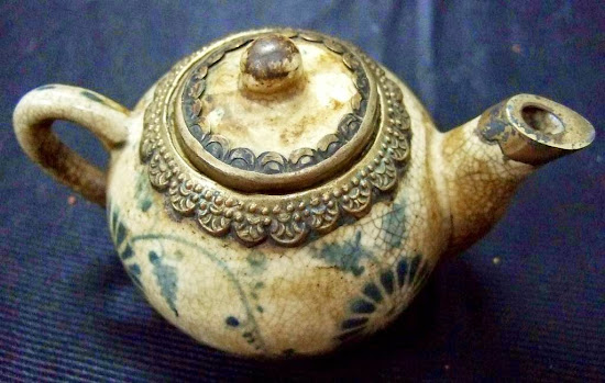 Ancient Asian teapots | OSMEB