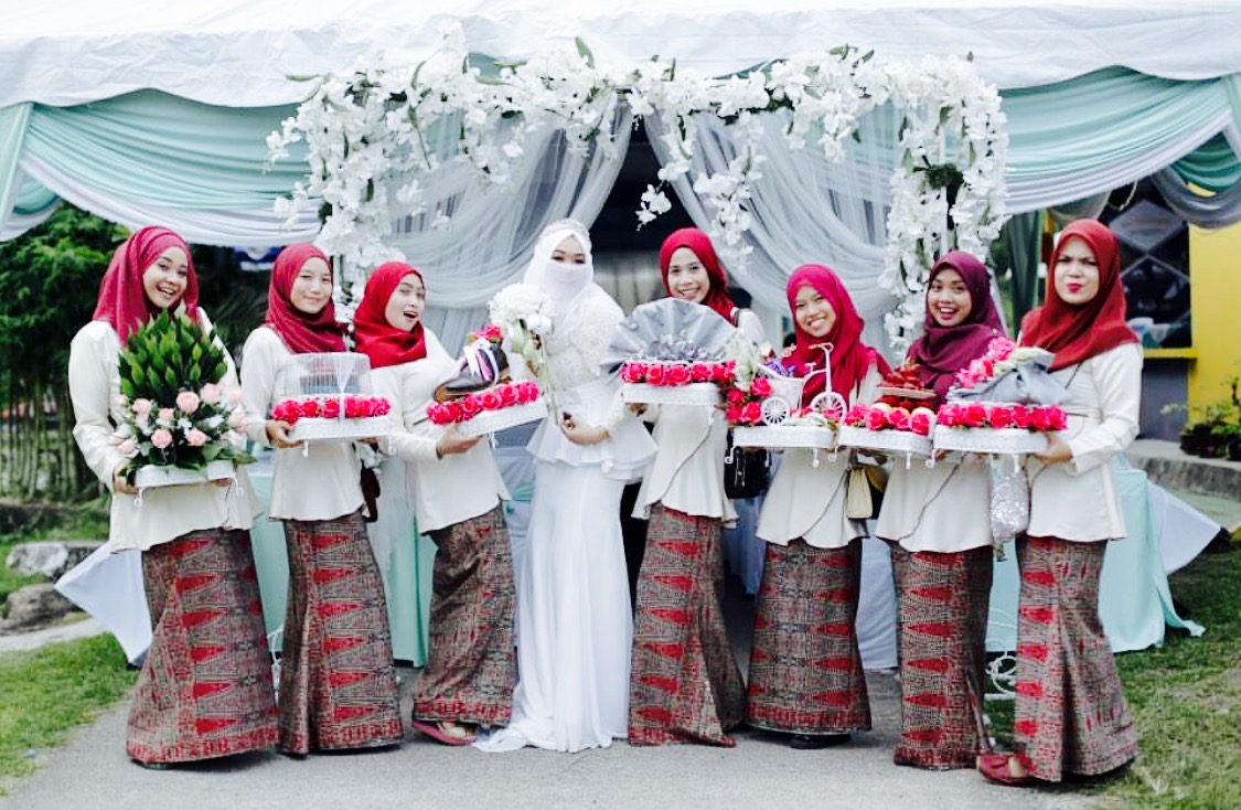 Amira Borhan: Dulang Boys & Dulang Girls - Majlis Nikah