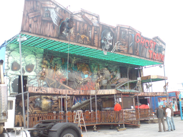 North East and Yorkshire Fun Fair Pics: Hull Fair 2007 Pre-Fair