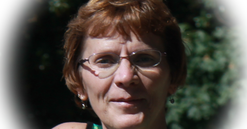 PULP DEN: Interview With Author Maggie Thom