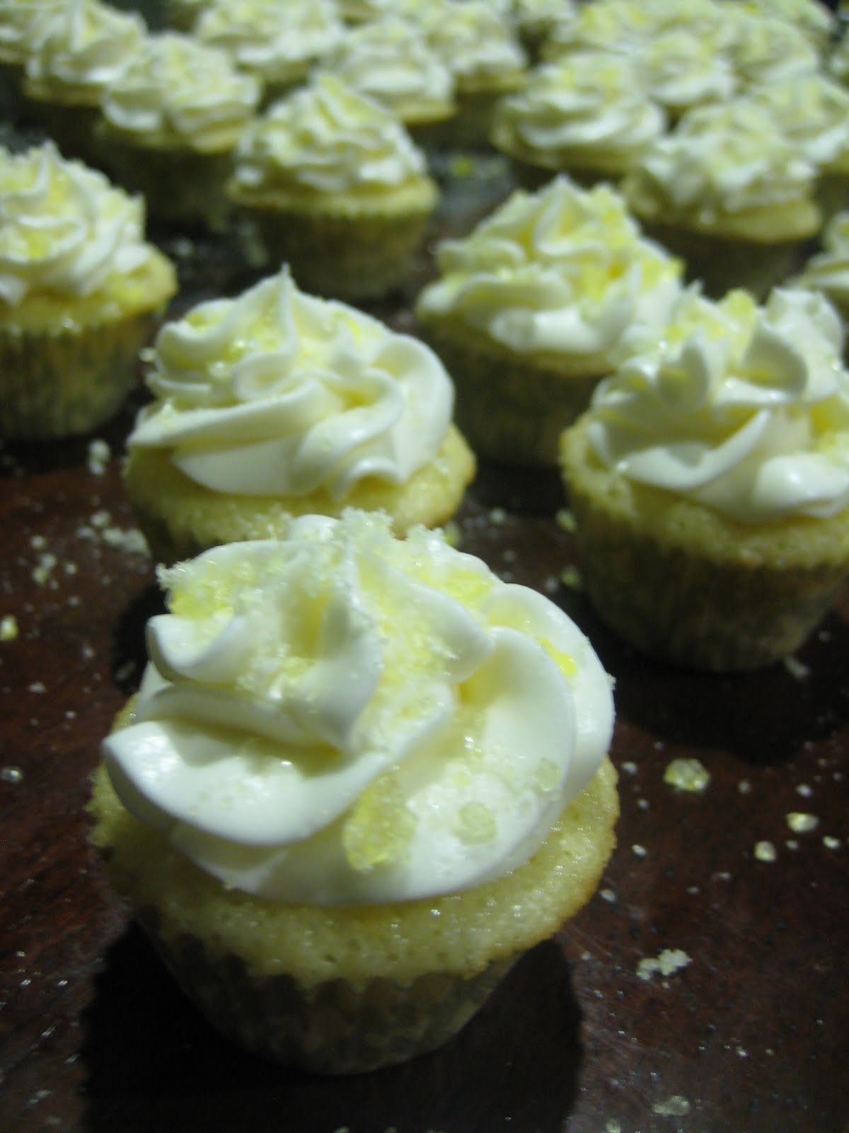 Country CupCakes: Lemon Drop Cupcakes