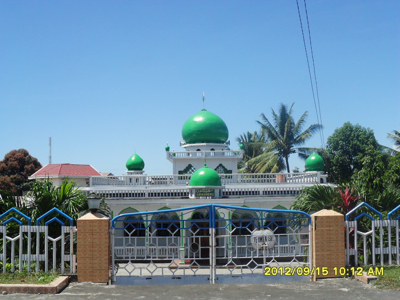 EDDIE DANDEL: Kota Bitung - Icon Kota Bhineka Tunggal Ika di Indonesia.