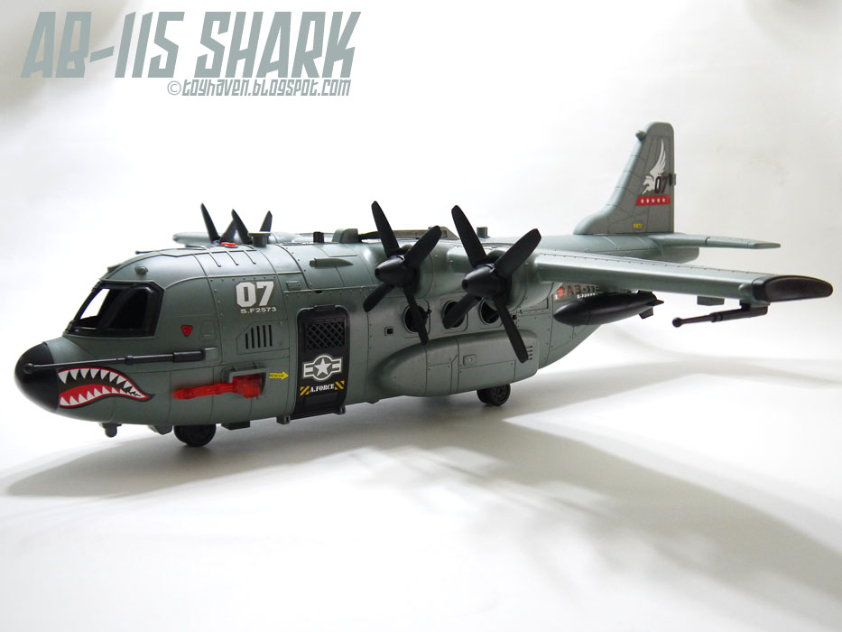 MOVIE SCALE: Review Toys 'R' Us True Heroes AB-115 Shark (Lockheed C ...