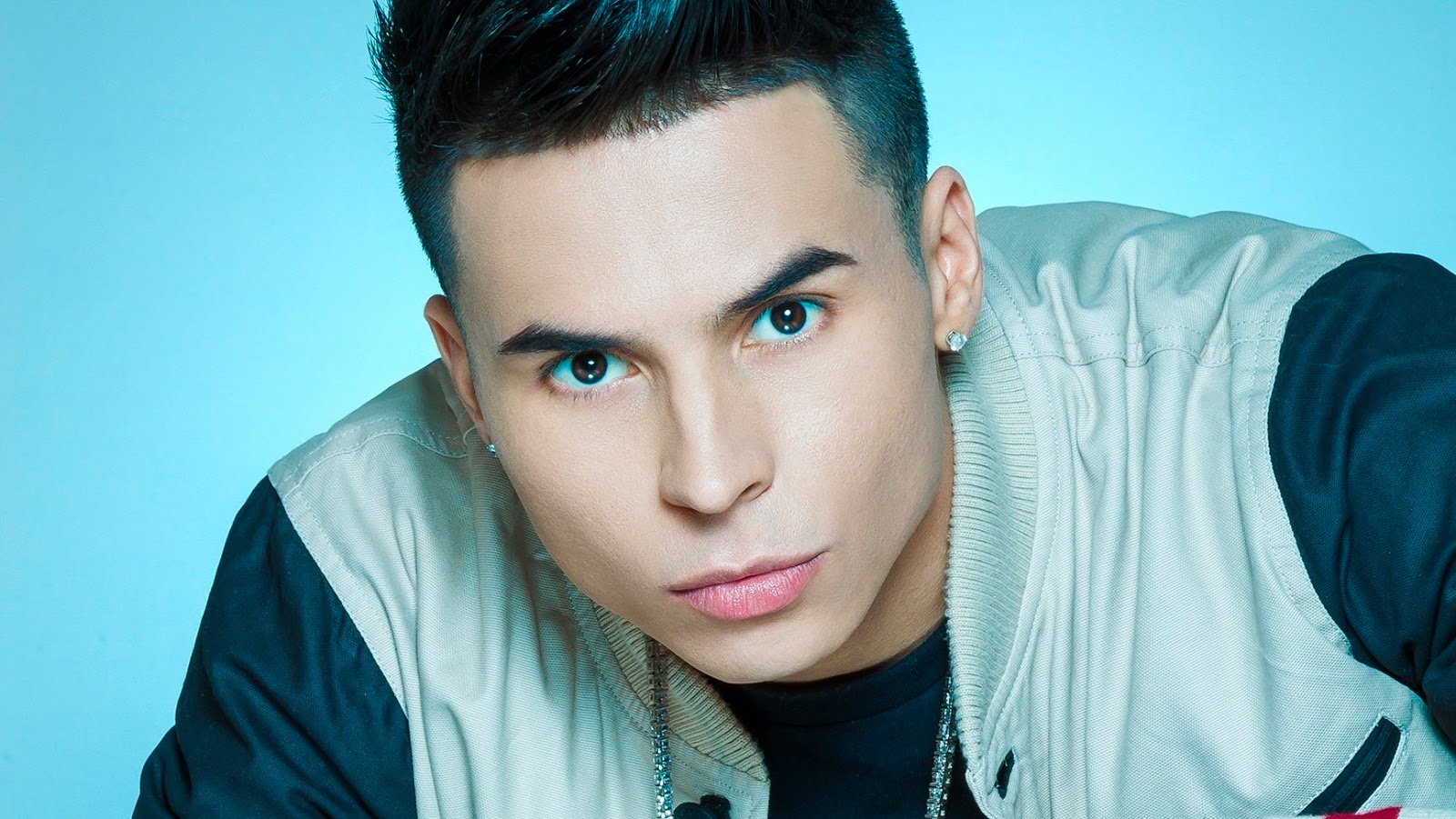 Reykon llega con el remix "El Chisme" | La Cartelera Mx