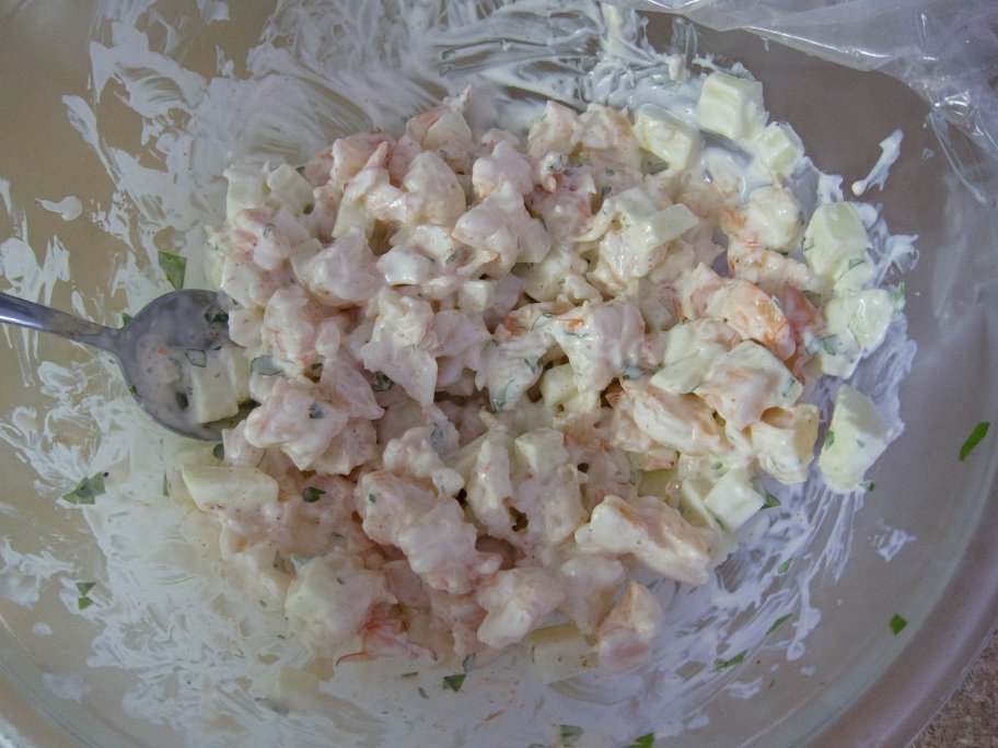 Gavin's Cooking: Avocado and Shrimp Salad Roulades