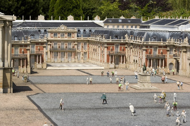 French Lessons: Mini Tour de France | A•Mused