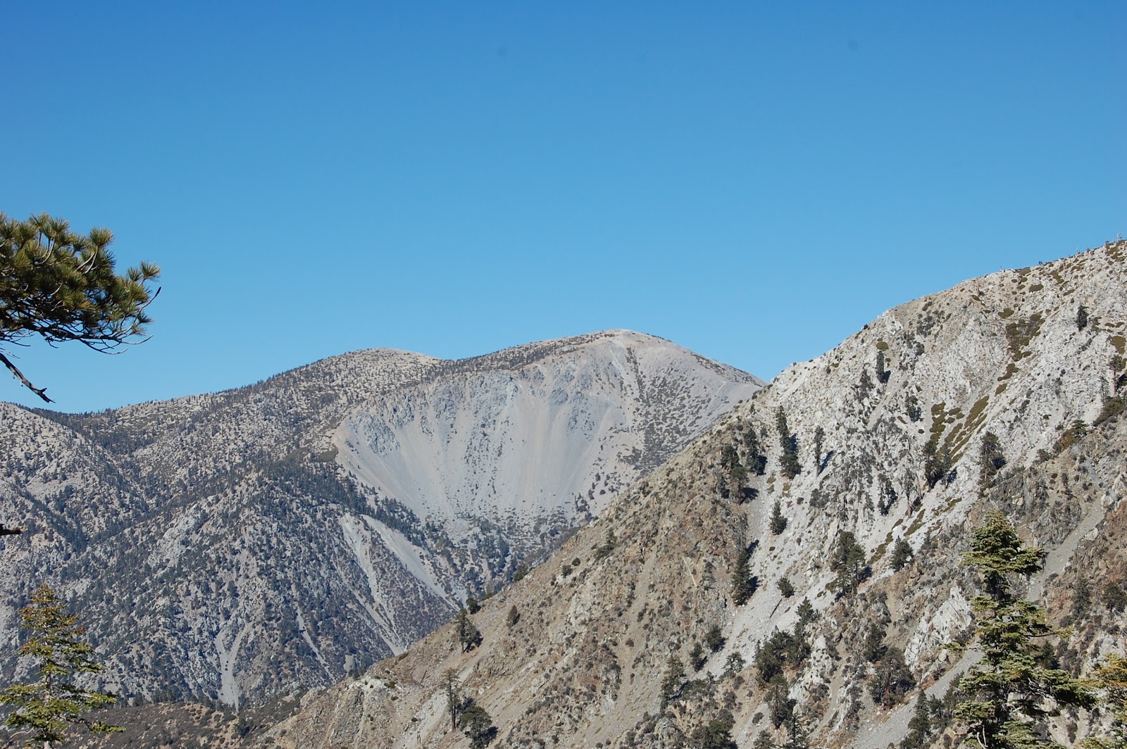 Hiking Timber Mountain | East West Hike