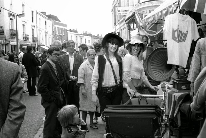 ON THE ROAD Archives: THE FAMOUS PUBS, HENEKEY’S AND FINCH’S, on ...