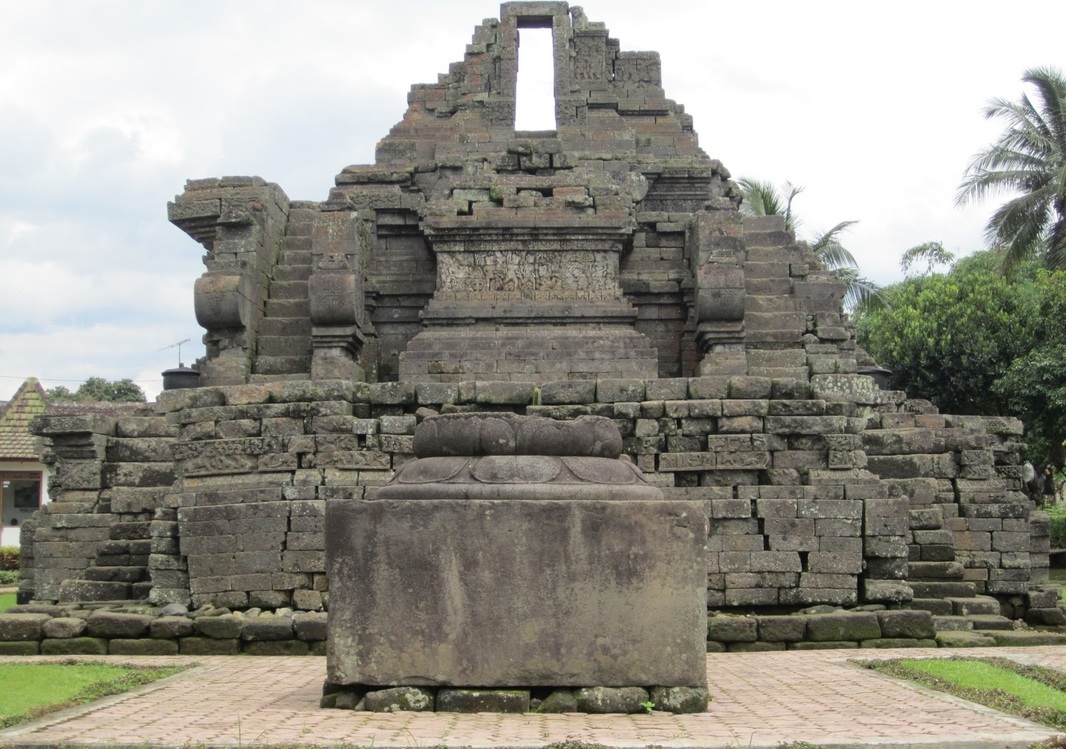 Sejarah Kerajaan Singasari : Kehidupan Sosial, Budaya, Politik dan ...