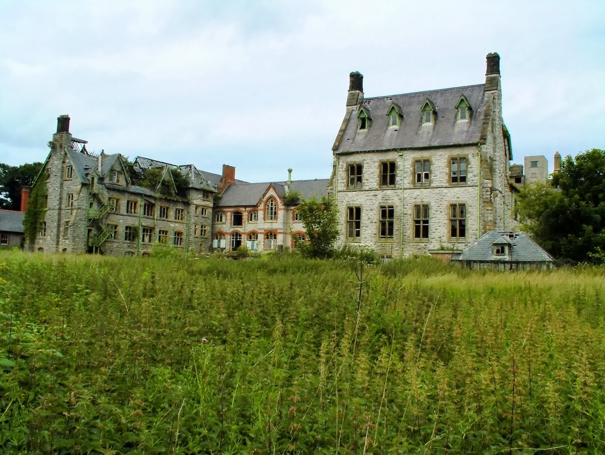 Sirpete's Pic's: St Clare's Convent, Pantasaph. 2