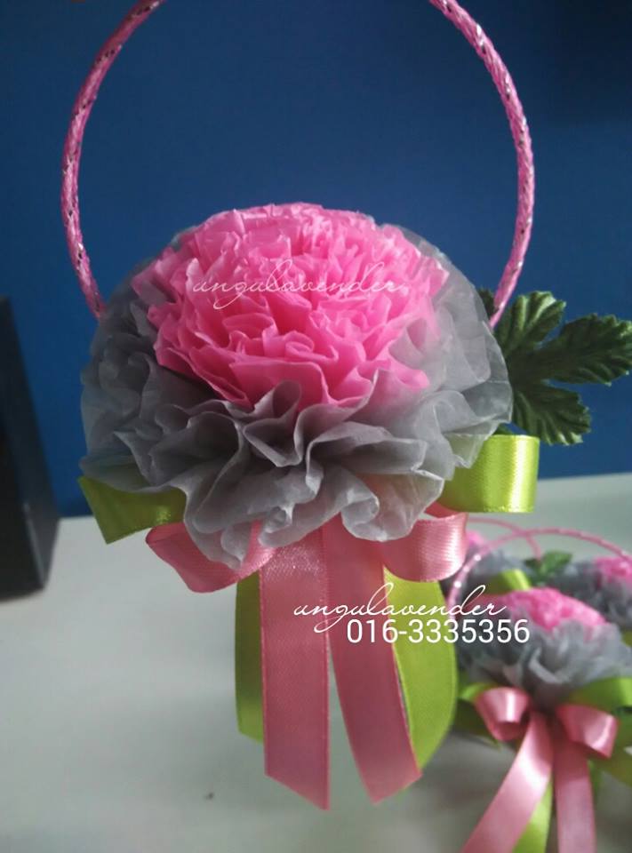 Bunga Telur Pahar Warisan: Bunga Telur Tisu Gantung pink & grey