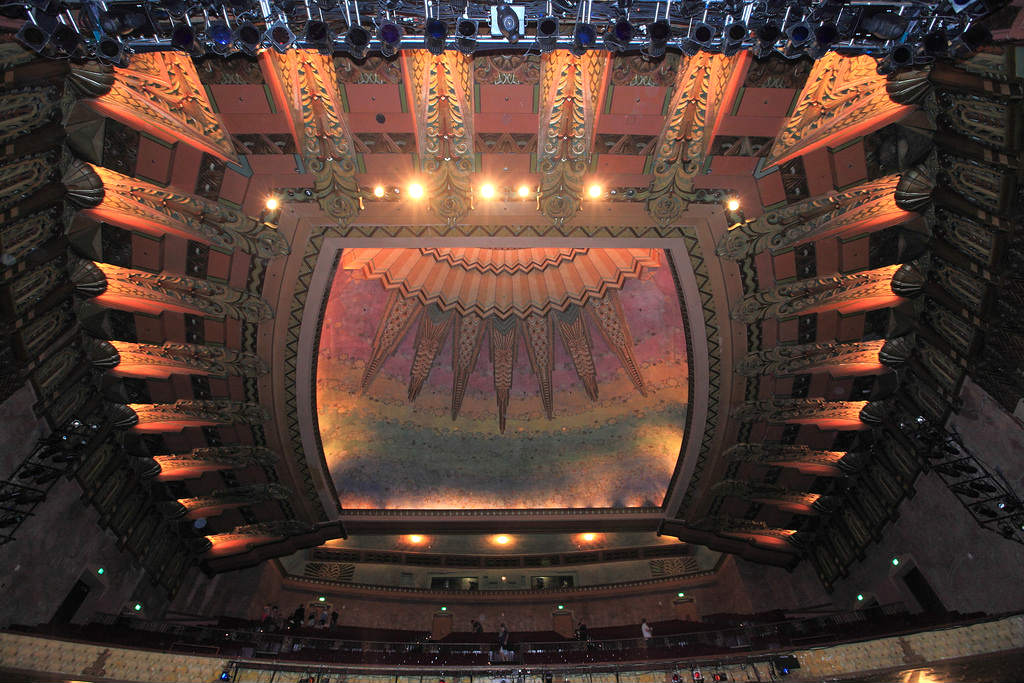 Los Angeles Theatres: Wiltern Theatre: auditorium