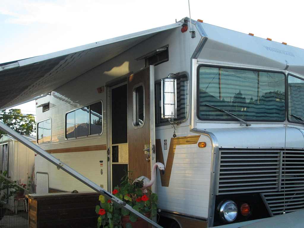 funkoma vintage*the recycled life: remember my Vintage Winnebago?