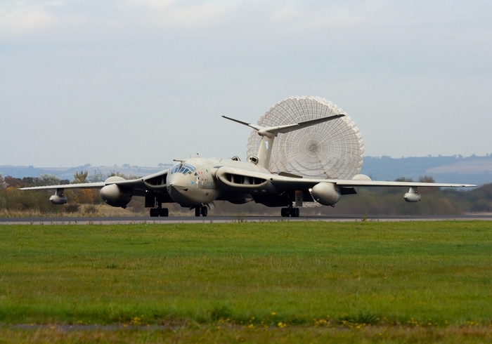 Victor XL231 Lusty Lindy: August 25th, Next taxy Demo