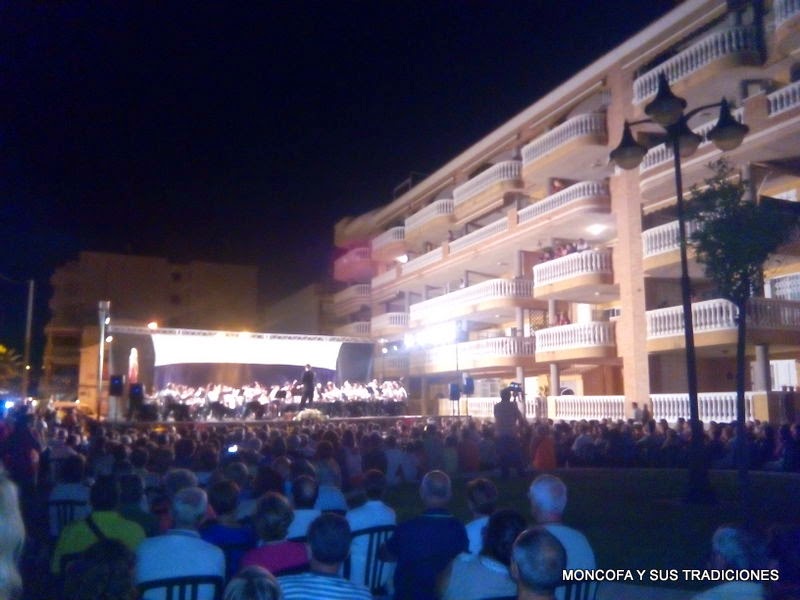 MONCOFA Y SUS TRADICIONES: Entretenido Festival de Bandes en la Playa ...