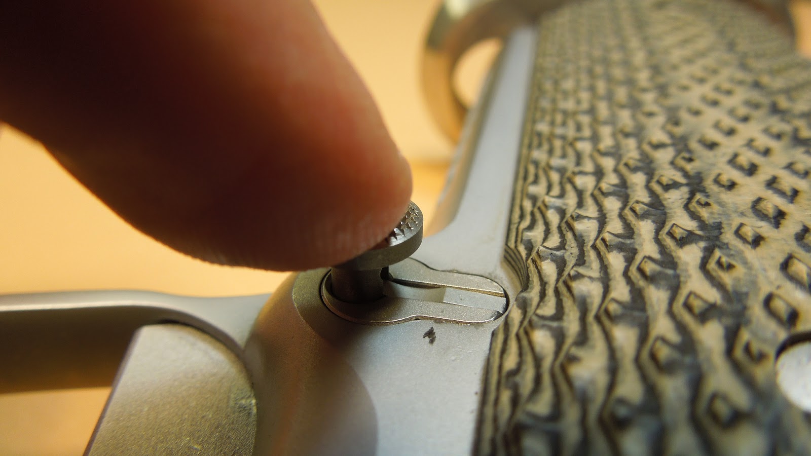 NicTaylor's R&R (Review & Recommendations): 1911 Ambidextrous Magazine ...