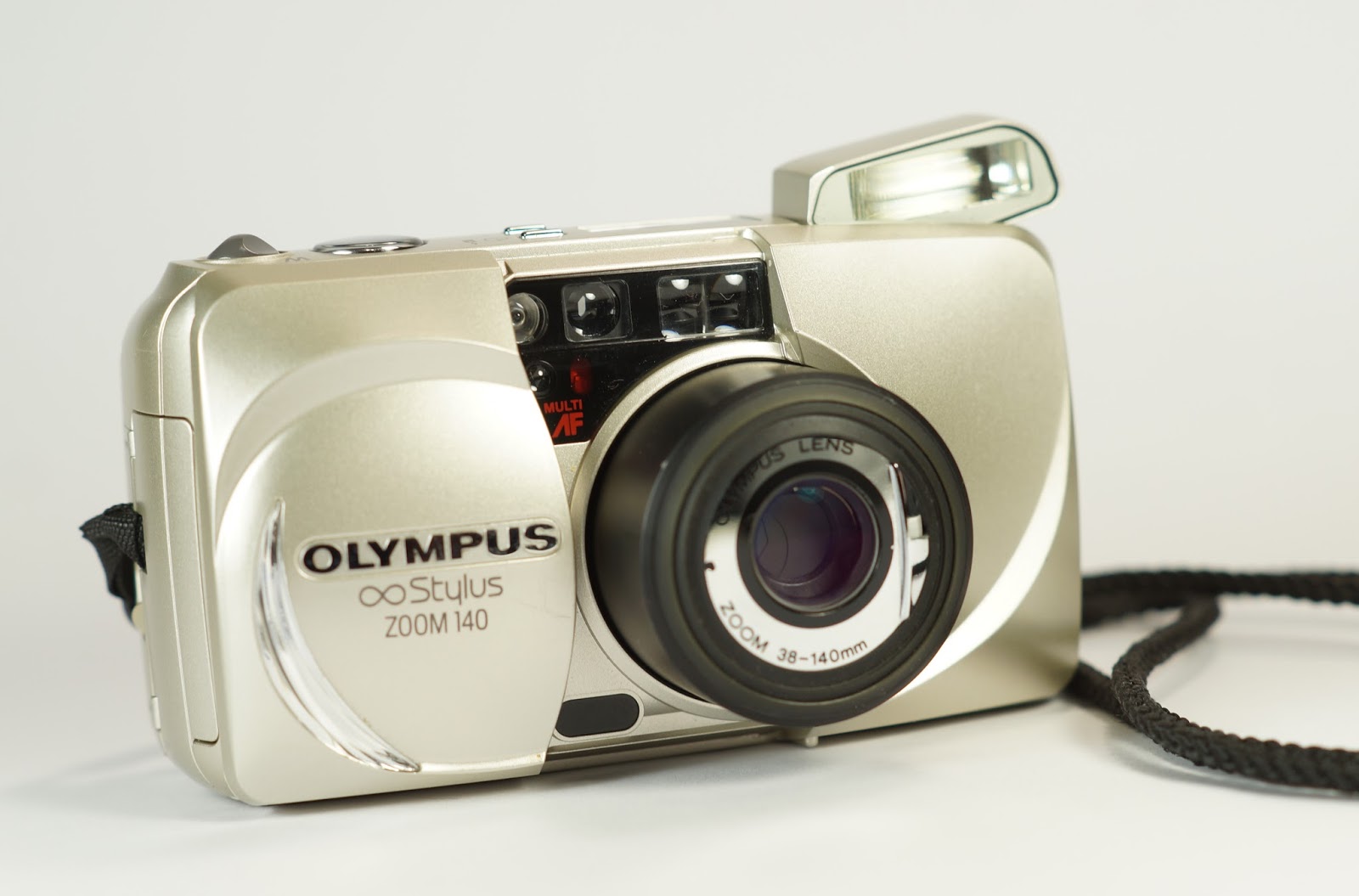 Olympus Infinity Stylus Zoom 140 All Weather Film Camera Quartz Date