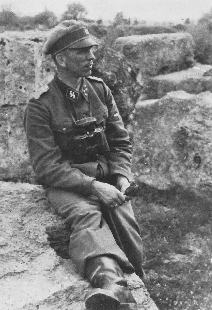 NAZI JERMAN: Foto Kurt "Panzermeyer" Meyer