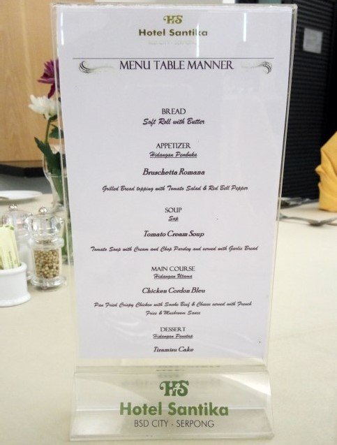 BELAJAR DI HOTEL SANTIKA BSD - TABLE MANNER CLASS
