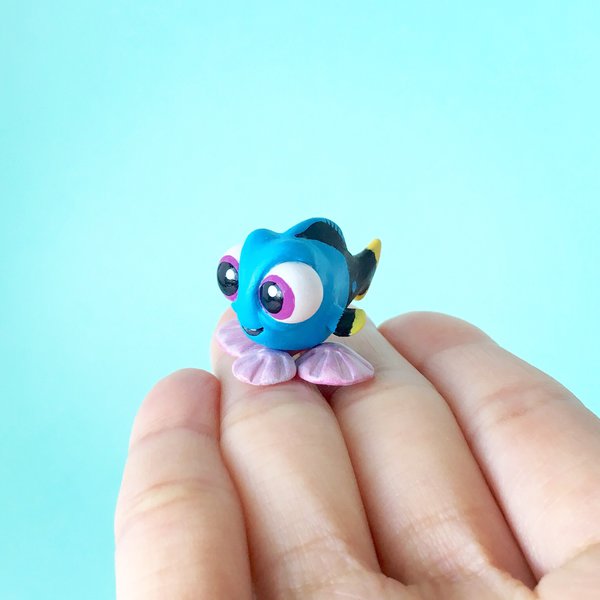 Cute Baby Dory From Finding Dory Wallpaper