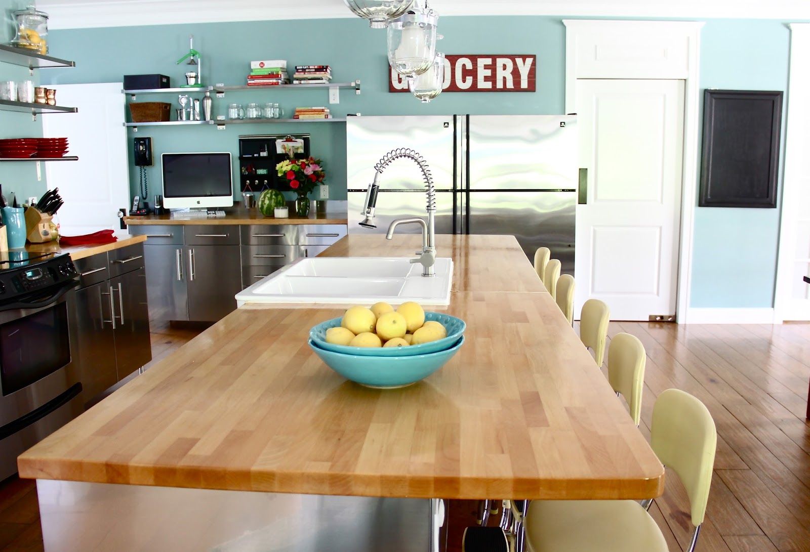 The Yellow Cape Cod: For Sale! A Gorgeous Gourmet Kitchen!