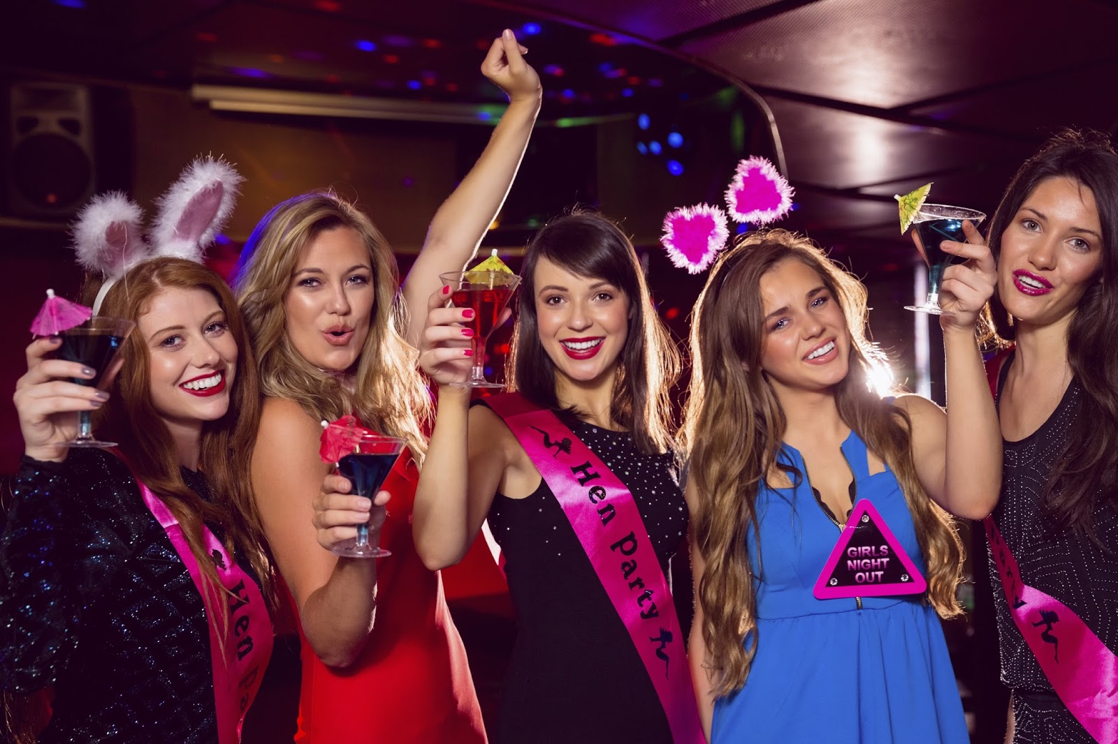 The Complete Hen Party Travel Checklist For A Flawless Destination Hen ...