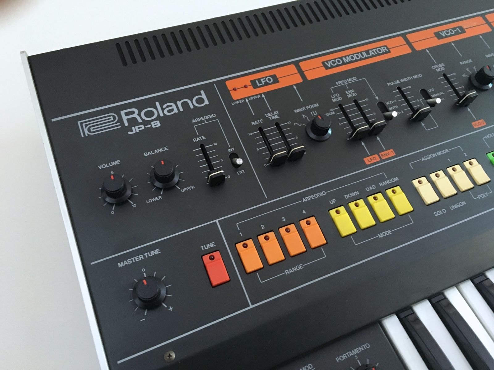 MATRIXSYNTH: Vintage ROLAND JUPITER 8 Synthesizer SN 110782