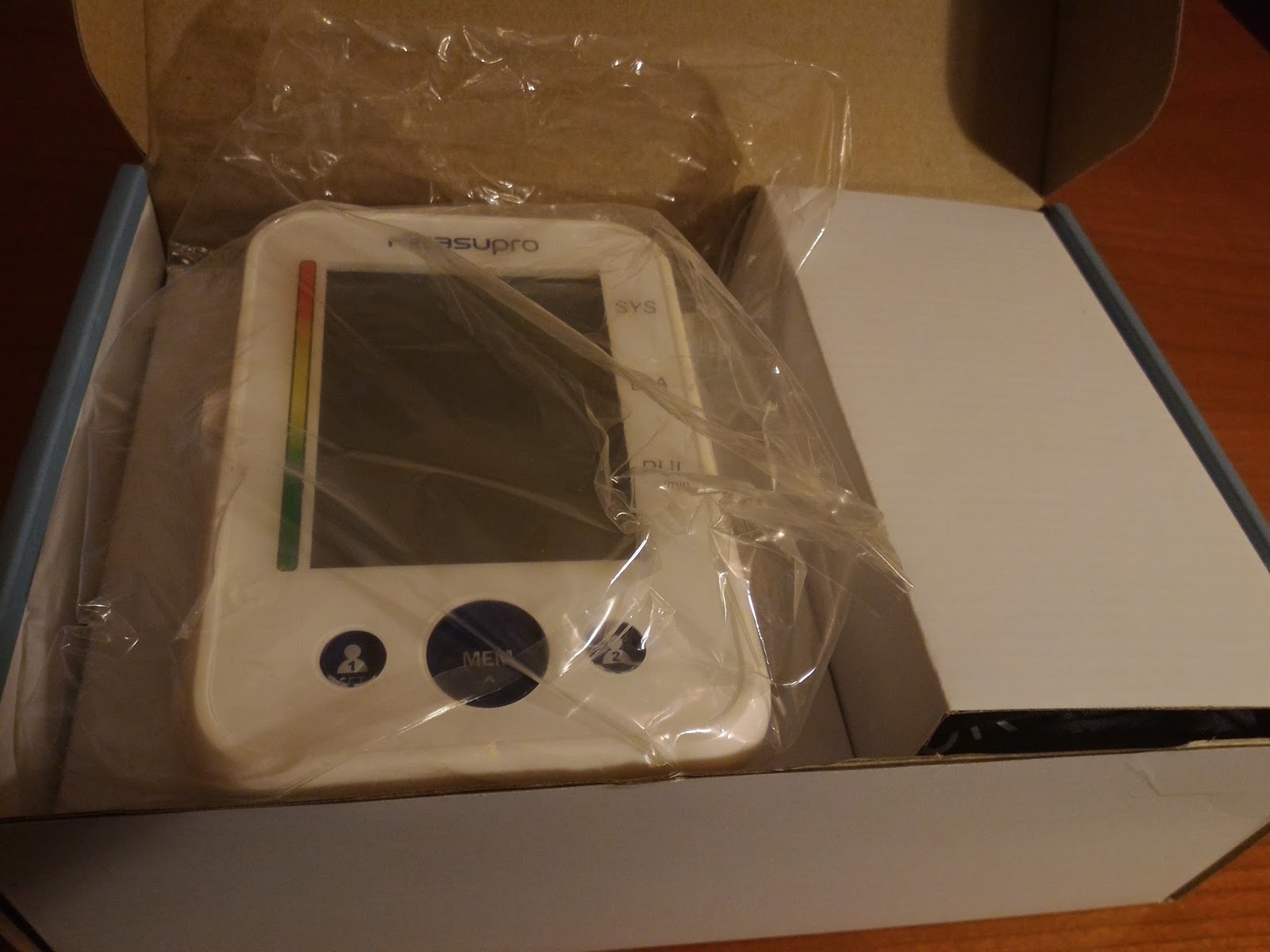 MeasuPro misuratore di pressione sanguigna e battito cardiaco