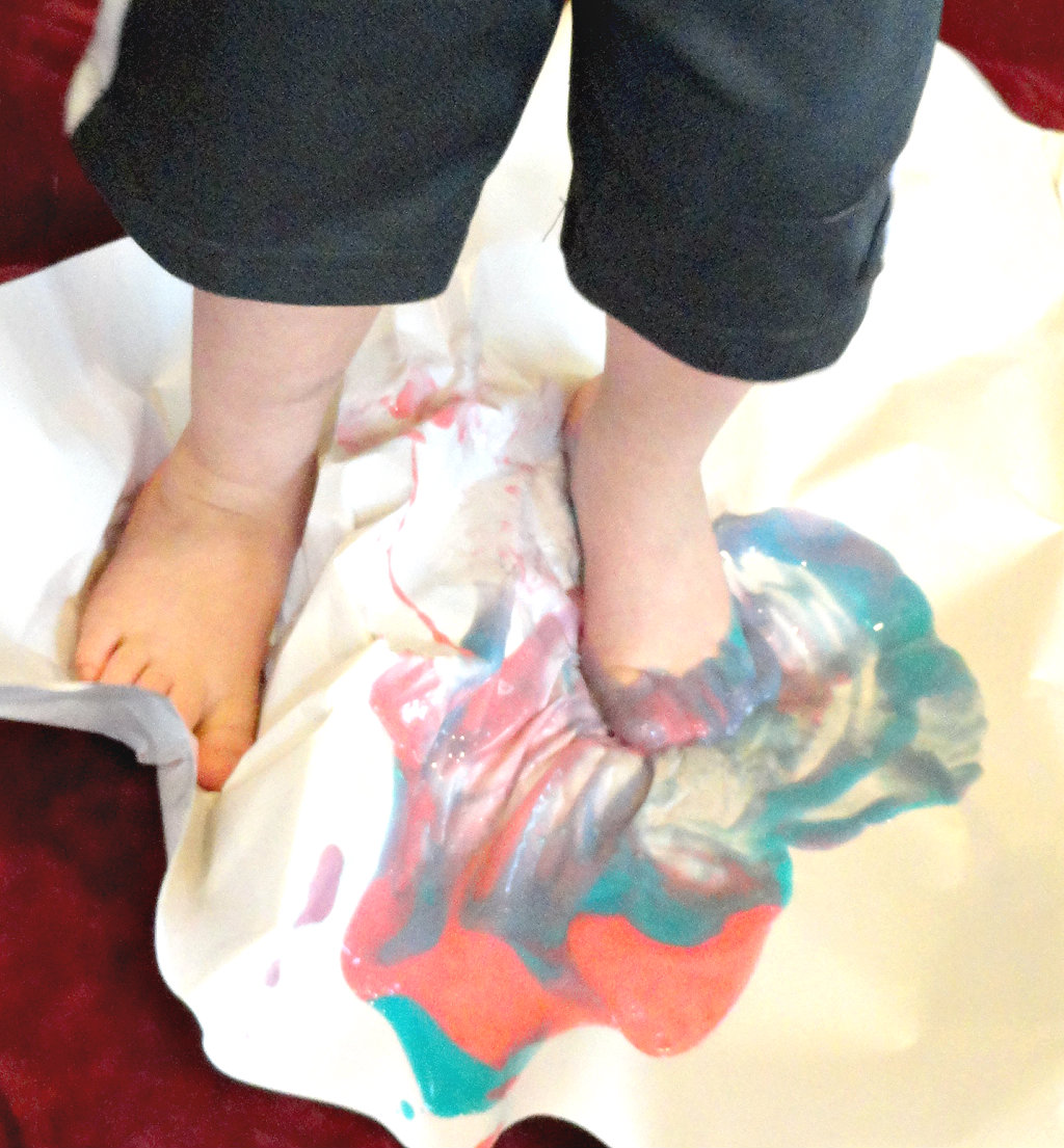 Create, Play, Teach: Pudding Feet painting