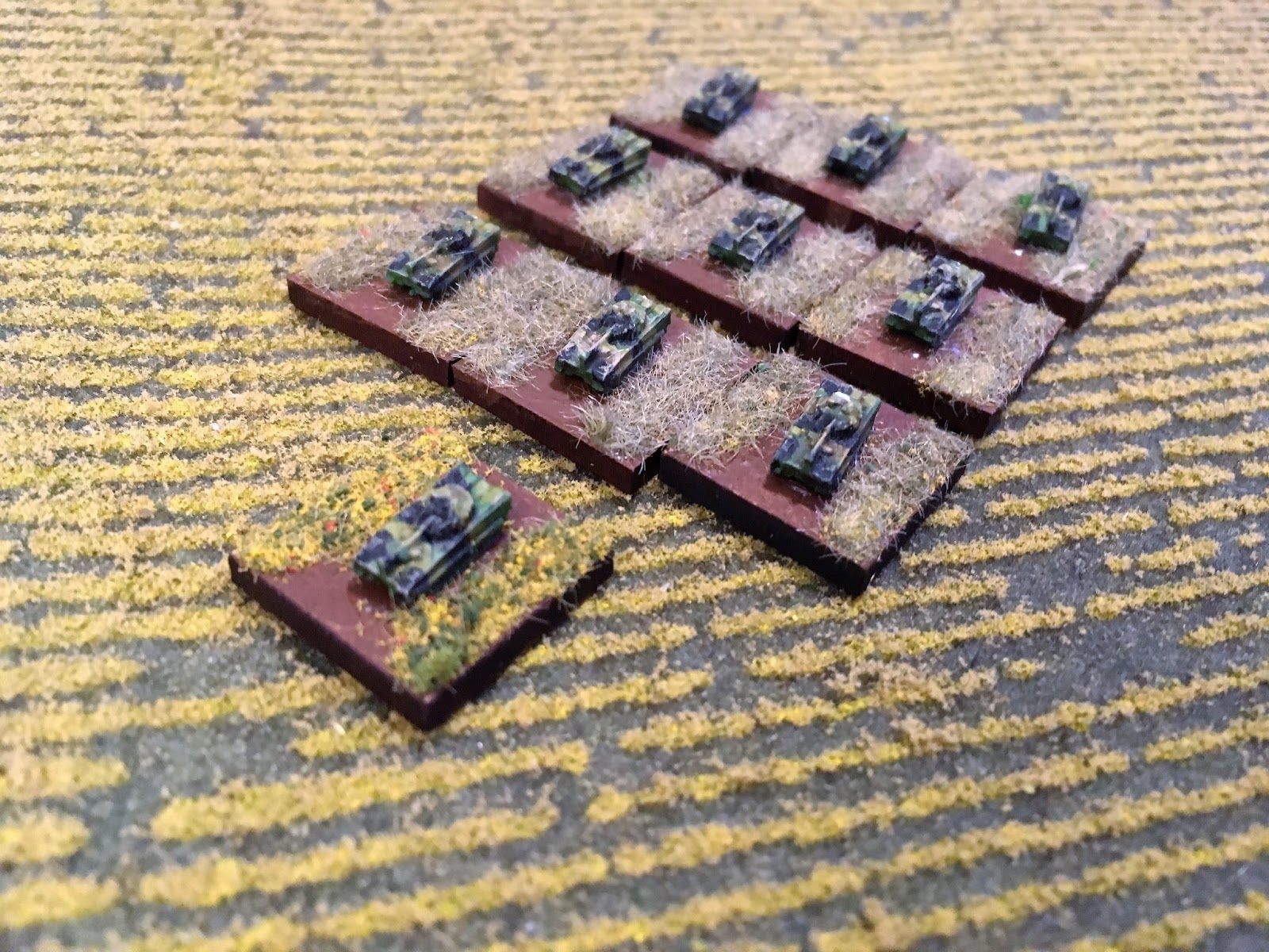 Wargaming in Sverige!: Some 3mm Tanks and APC's