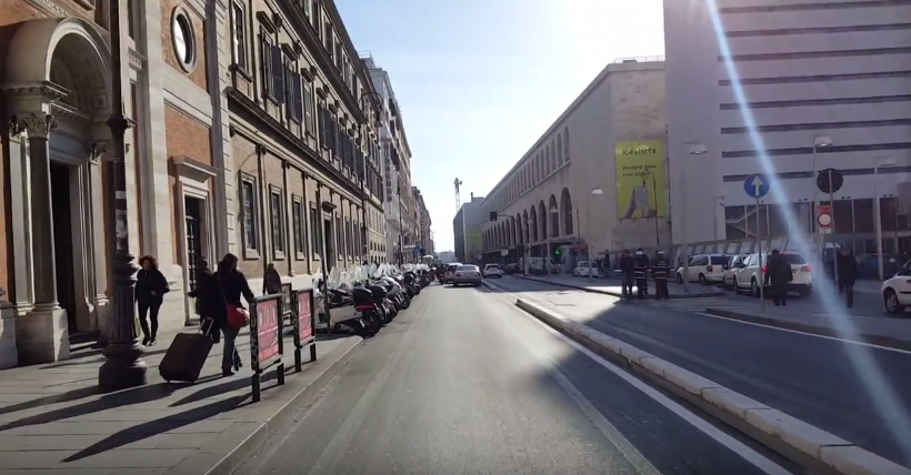 ROMA FA SCHIFO: Come funziona Via Marsala ora che ci sono i cordoli? Un ...