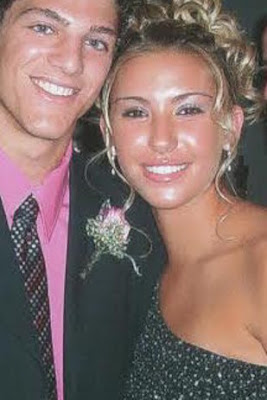 Cool Stuff Hub: A Couple Who Have Been In Love Since The Fifth Grade