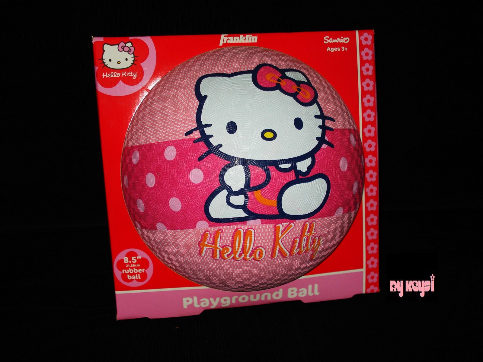 My Pink Hello Kitty World: Hello Kitty Playground Ball