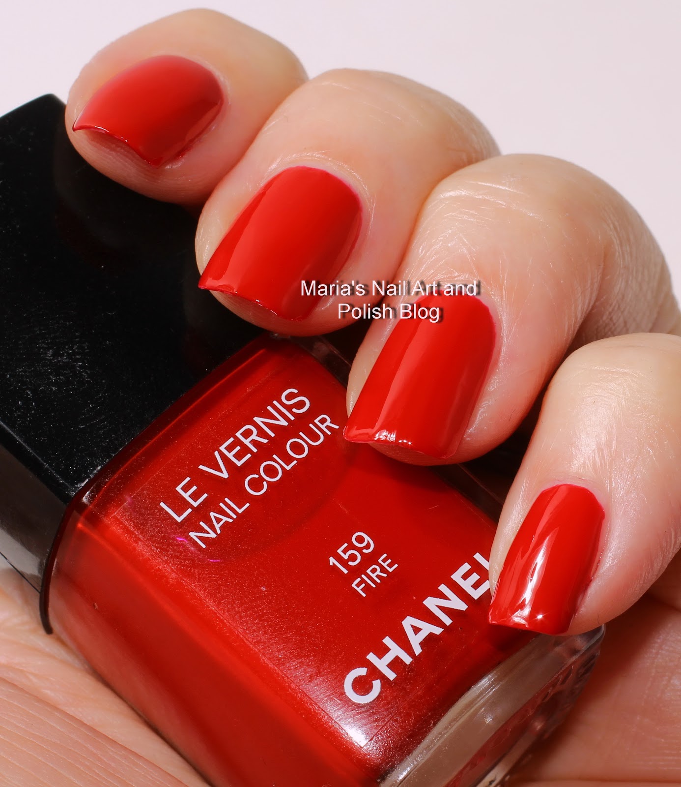 Marias Nail Art and Polish Blog: Chanel Fire 159 - swatches