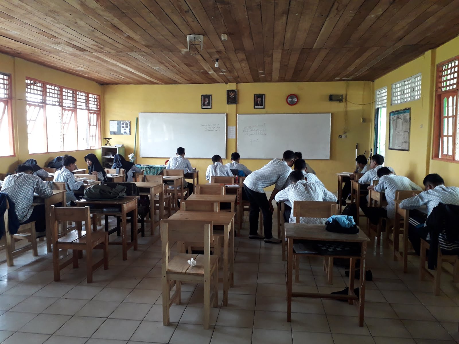 SMA MUHAMMADIYAH MARTAPURA: RUANG KELAS SMA MUHAMMADIYAH MARTAPURA