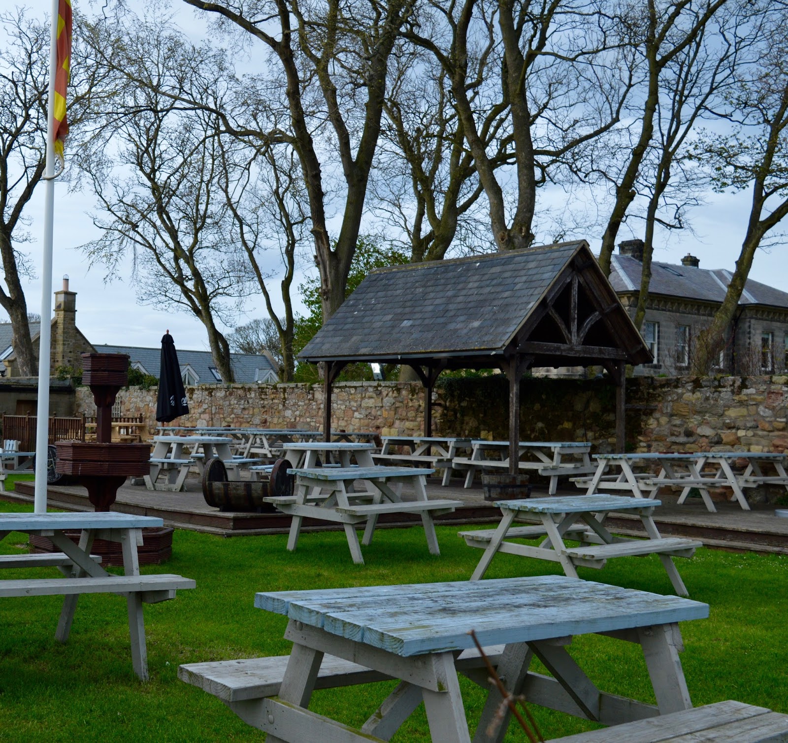 How to spend 24 hours in the Northumbrian villages of Seahouses ...