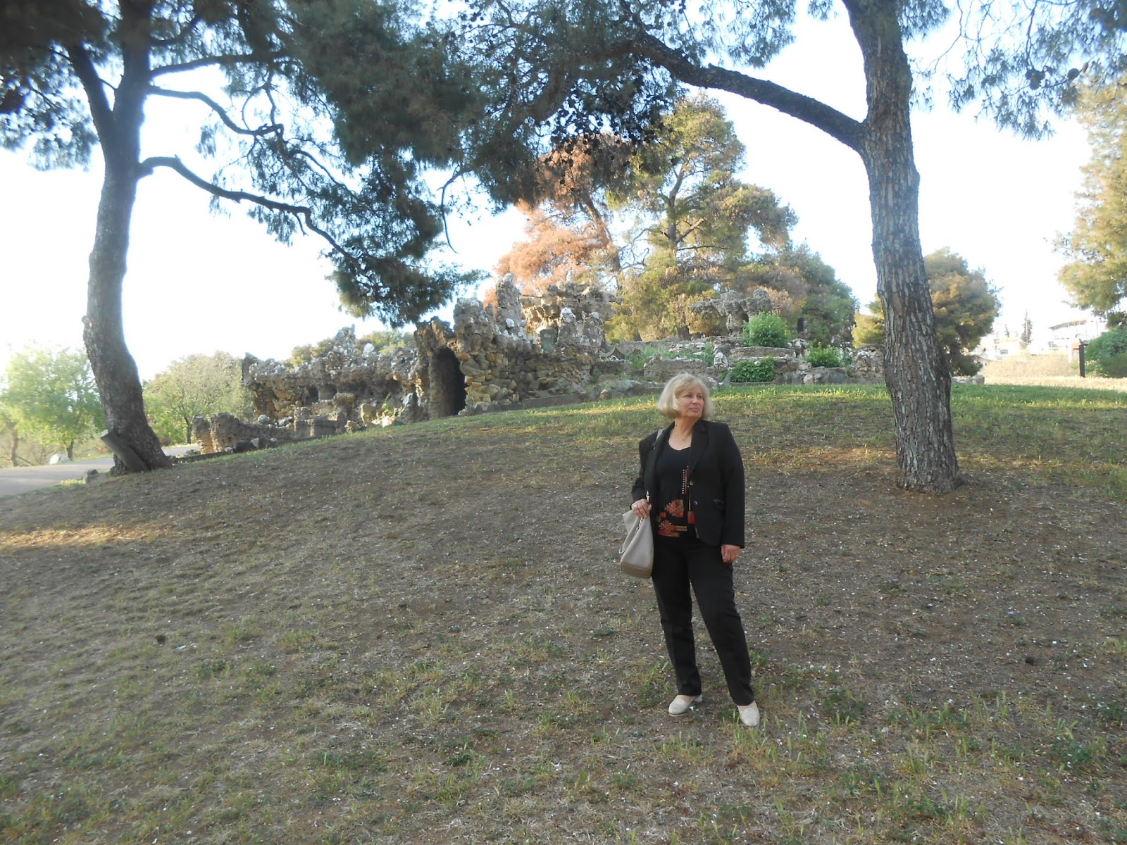 RULIS PANORAMA : Pasqua 2017 LAURA NEI GIARDINI DI PASCA IN THESSALONIKI