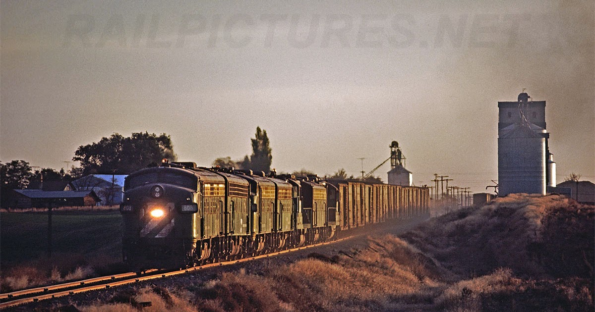 Big Bend Railroad History: BN F Units Near Hartline