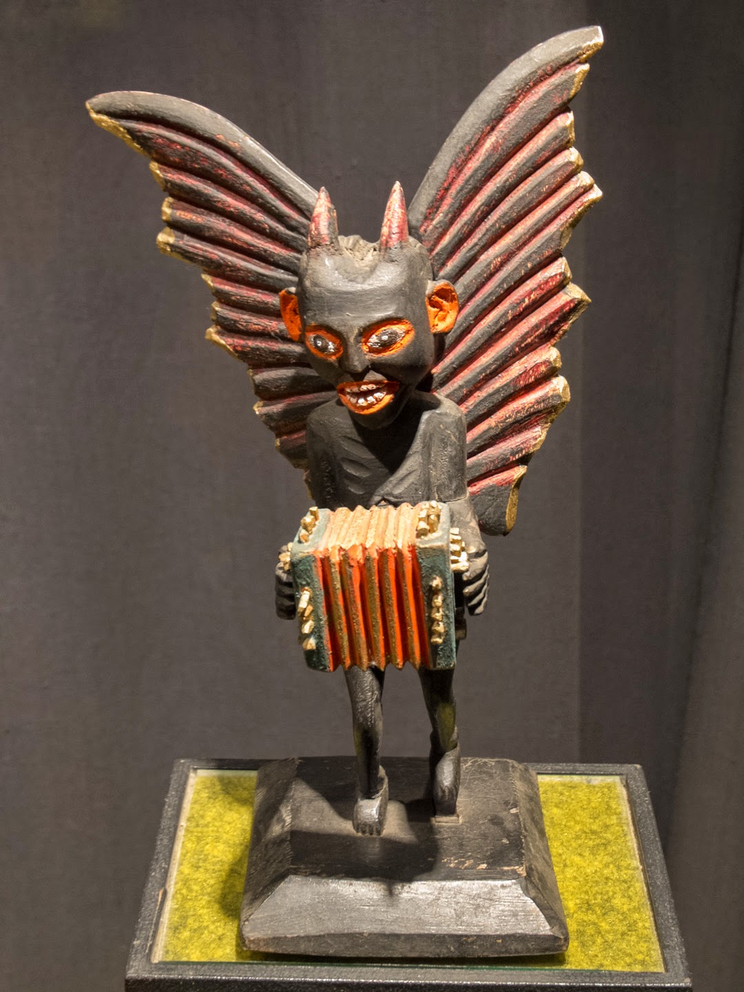 Hello Talalay: Devils' (Zmuidzinavicius) Museum, Kaunas