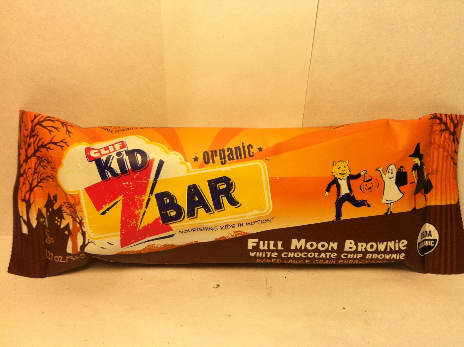 Crazy Food Dude: Review: CLIF Kid Z Bar Full Moon Brownie