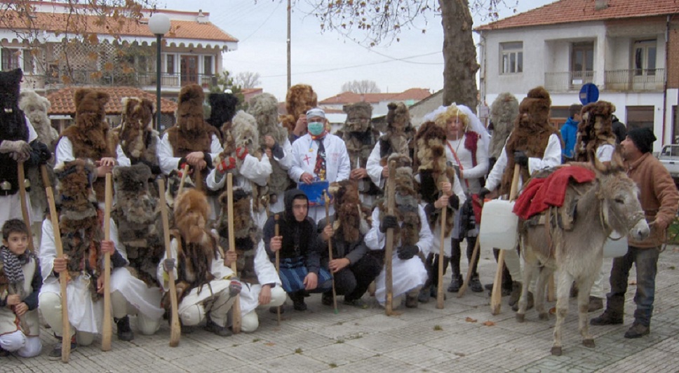 ΑΝΑΒΙΩΣΕ ΓΙΑ ΑΛΛΗ ΜΙΑ ΧΡΟΝΙΑ ΤΟ ΕΘΙΜΟ ΜΠΑΜΠΑΡΙΑ ΣΕ ΧΩΡΙΑ ΤΗΣ ΦΛΩΡΙΝΑΣ ...