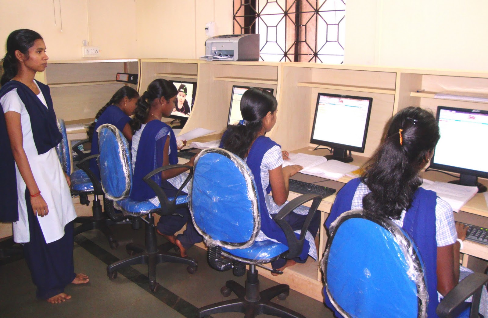 Basic Shiksha Adhikari: कम्‍प्‍यूटर सहायतित शिक्षा कार्यक्रम के सम्‍बन् ...