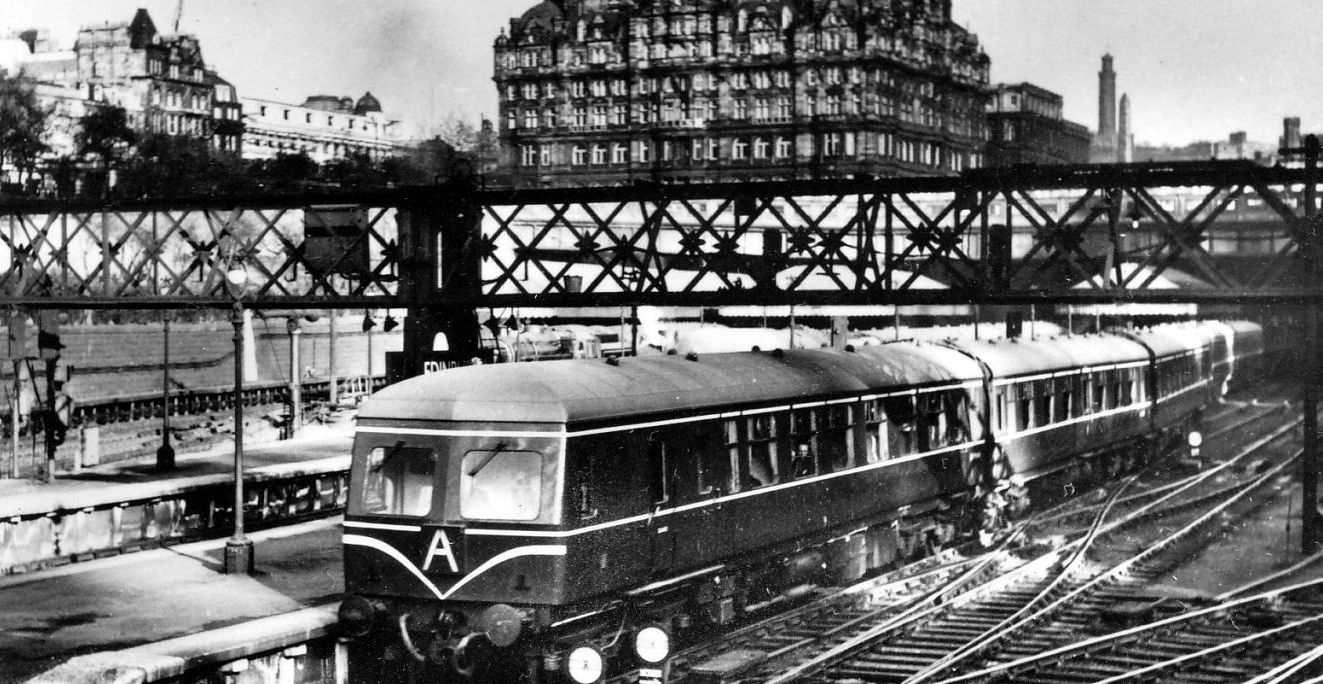 Tour Scotland: Old Photograph Diesel Passenger Train To Glasgow Waverly ...