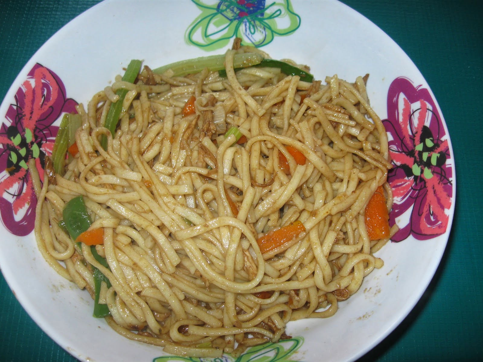 como preparar chaomin de pollo | Cocinando Rápido y Facil