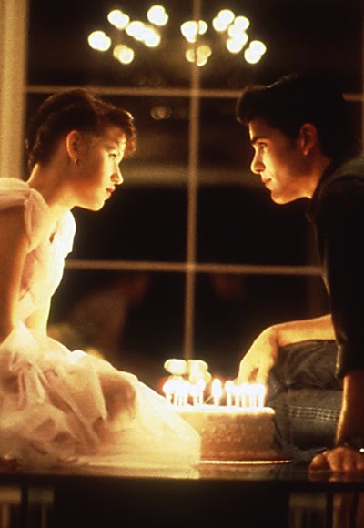 Meesh: The 25 Most Iconic Movie Kisses