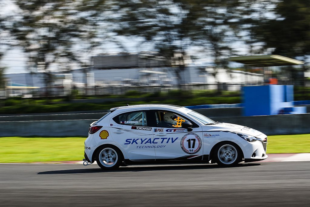 Yokohama Philippine GT Championship Kicks Off 2015 Season | CarGuide.PH ...