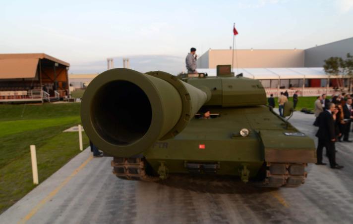 Prototype of Turkish Altay Main Battle Tank (MBT) Unveiled | Global ...