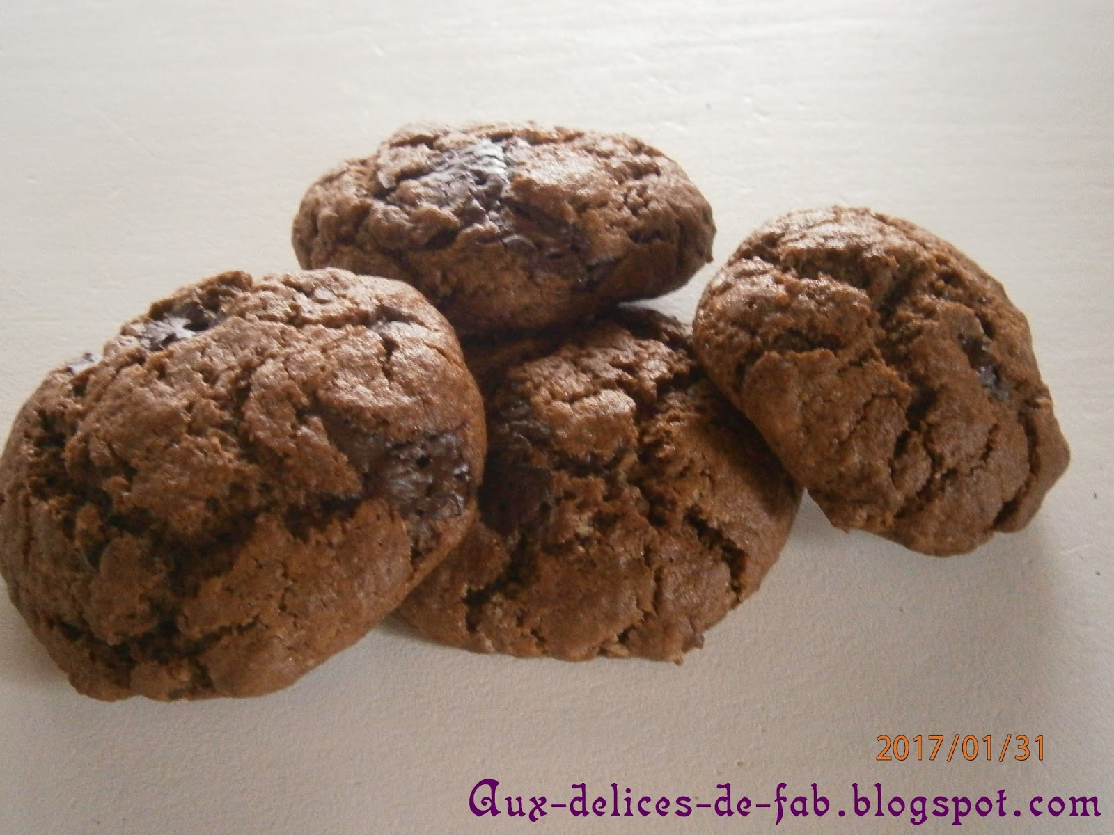 Aux délices de Fab: Cookies tout chocolat