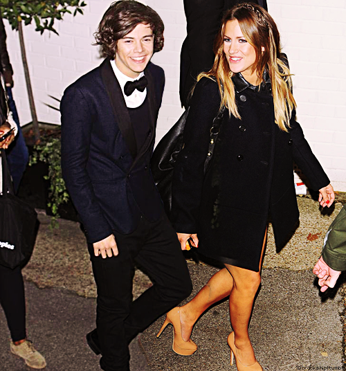 1Derland ♥: Harry Styles and his older women